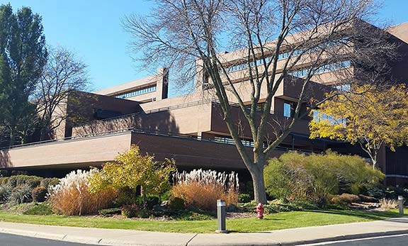 Salelytics | Inside Sales | Data Analytics | Gamification | IVR